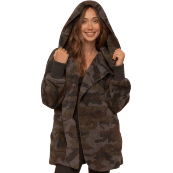 Hem & Thread | Jackets & Coats | Hem Thread Camouflage Oversized Hooded ...